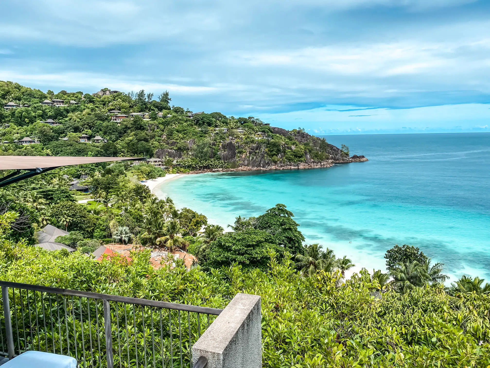 Four Seasons Seychelles: Mahé vs Desroches Islands - The Wanderlust Effect